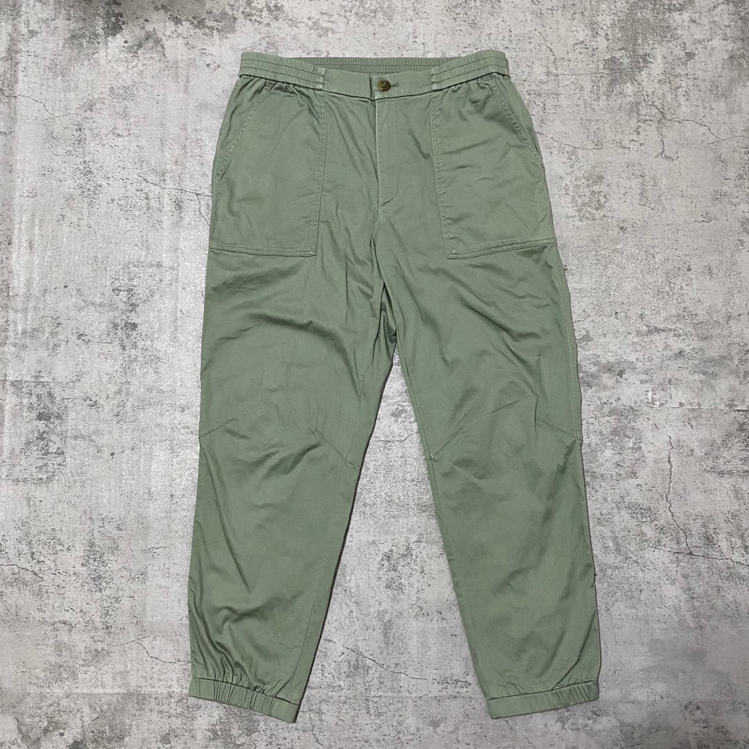 Uniqlo Cargo Pants, Men's Fashion, Bottoms, Trousers on Carousell