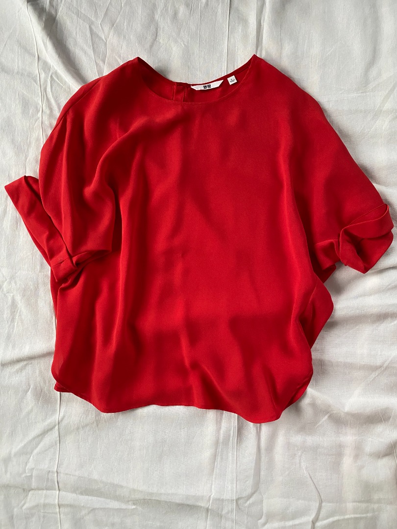 Uniqlo red blouse, Women's Fashion, Tops, Blouses on Carousell