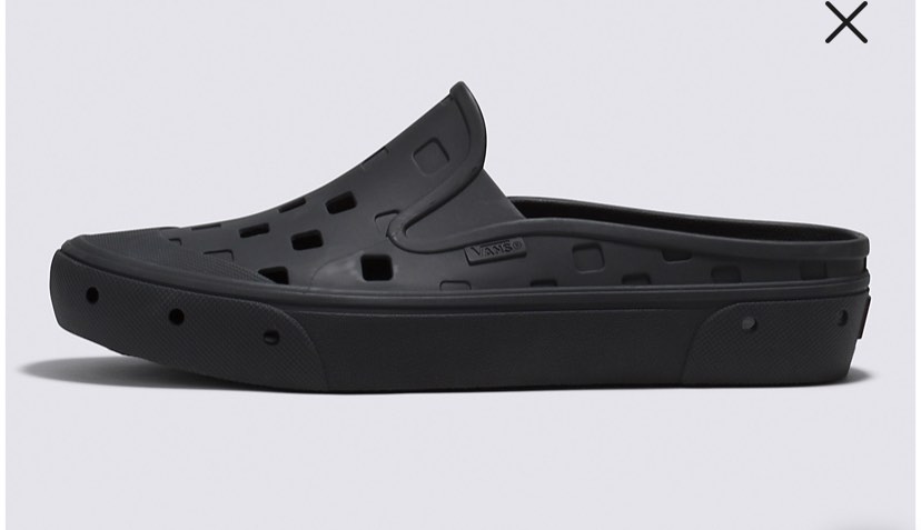 Vans Slip On Trek Mule, Men's Fashion, Footwear, Casual Shoes on Carousell