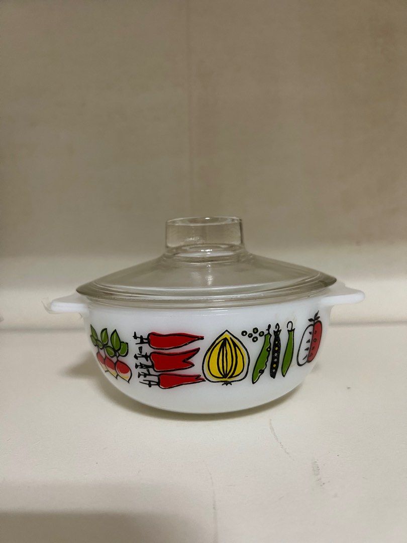 Vintage 1970s Pyrex Casserole, Furniture & Home Living, Kitchenware ...