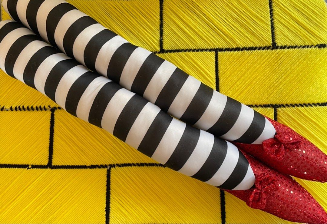 Wizard of Oz Decor - Wicked Witch Legs & Yellow Brick Road Table Runner ...