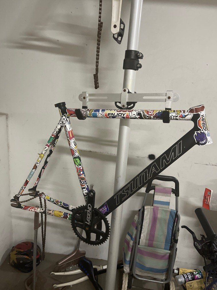 Wts fs tsunami sticker bomb, Sports Equipment, Bicycles & Parts ...