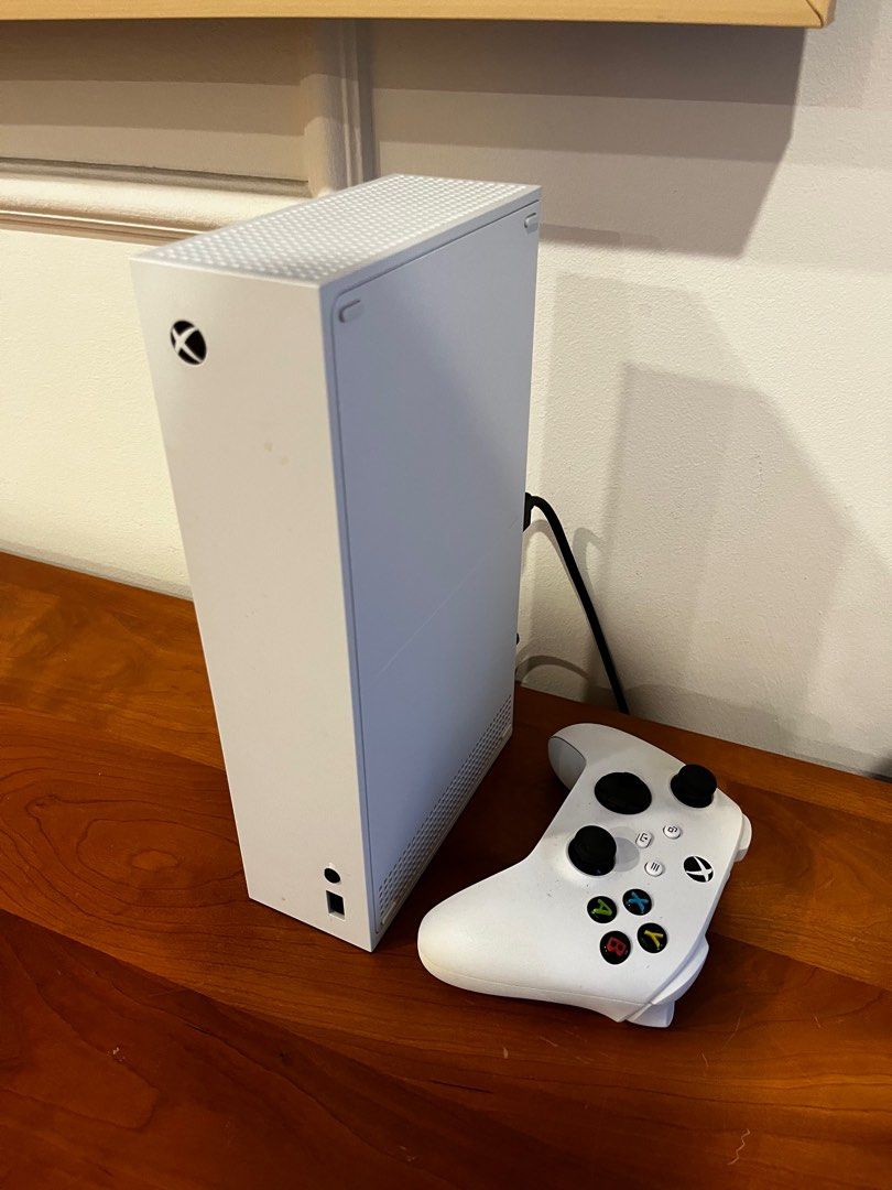 Xbox Series S, Video Gaming, Video Game Consoles, Xbox on Carousell