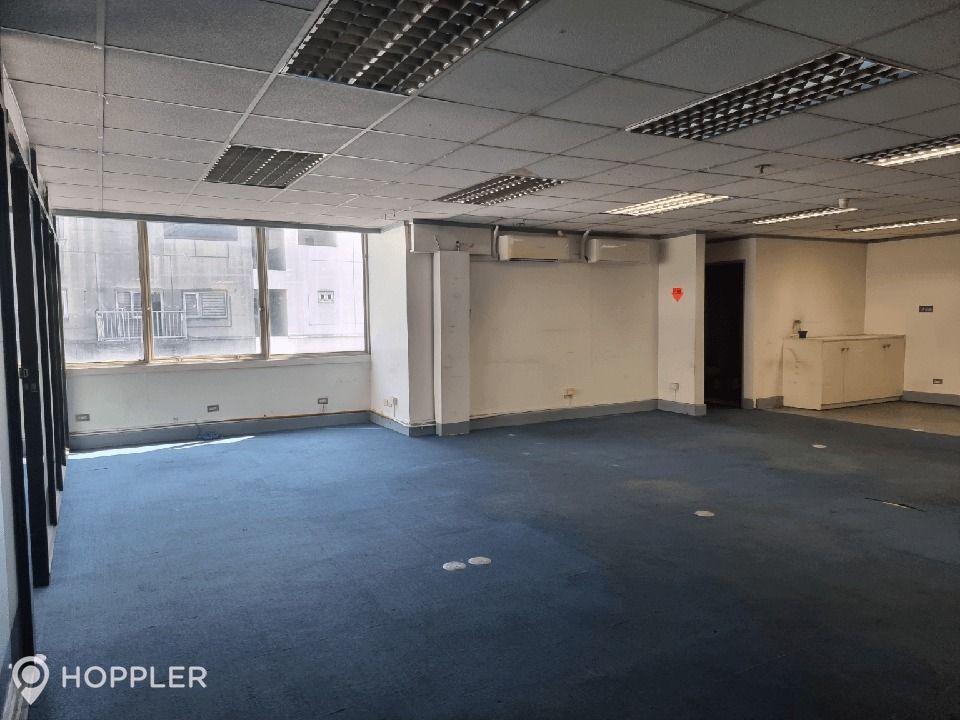 211.94sqm Commercial Space for Rent in Chatham House, Salcedo Village ...