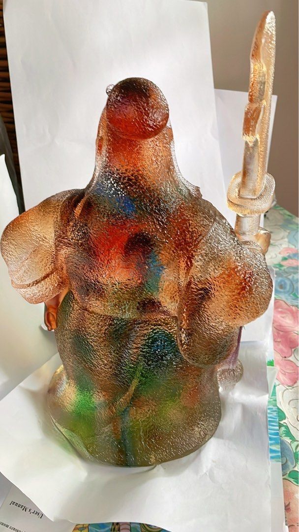 琉璃 关公 Crystal Liu Li Guan Kong Fengshui Wealth Heavy, Hobbies & Toys ...
