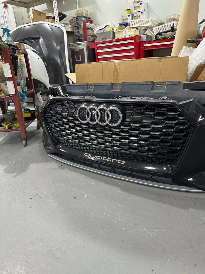 A5 B9 front RS grill full set original black, Car Accessories ...