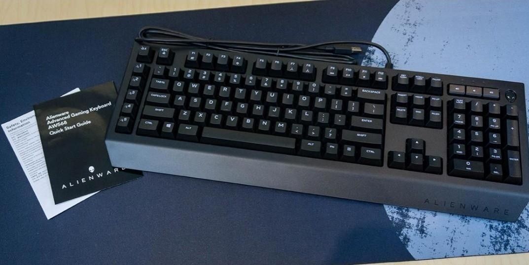 Alienware Gaming Keyboard Aw568, Computers & Tech, Parts & Accessories ...