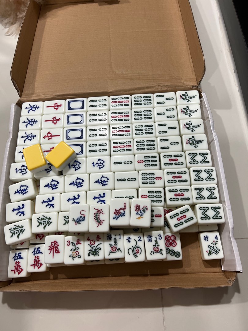 auto table mahjong tiles, Hobbies & Toys, Toys & Games on Carousell