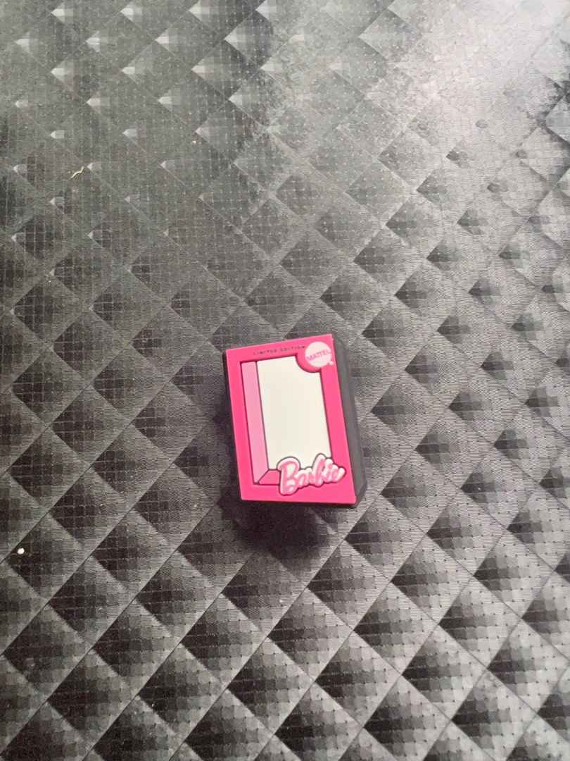 Barbie crocs jibbitz, Women's Fashion, Footwear, Flipflops and Slides ...