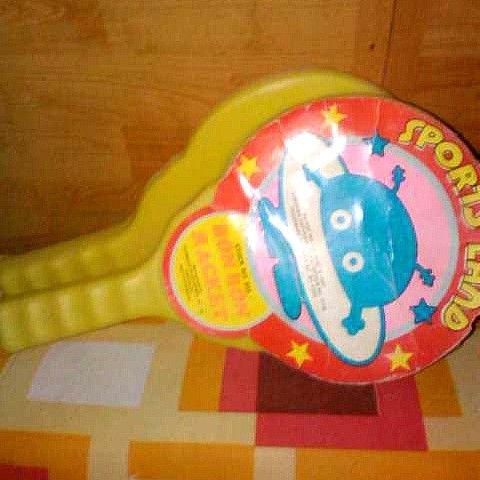 Bon Bon Racket, Hobbies & Toys, Toys & Games on Carousell