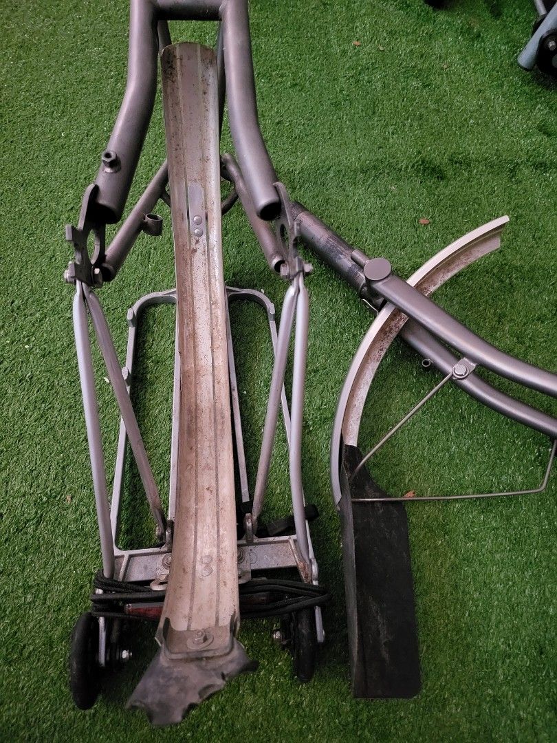 Brompton Original Superlight fork and triangle with rack, Sports ...