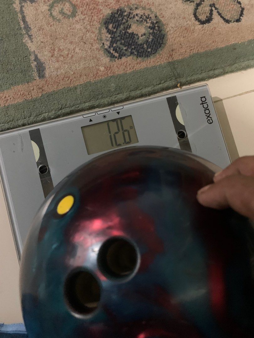 Brunswick Power Groove Reactive bowling ball, Sports Equipment, Sports ...