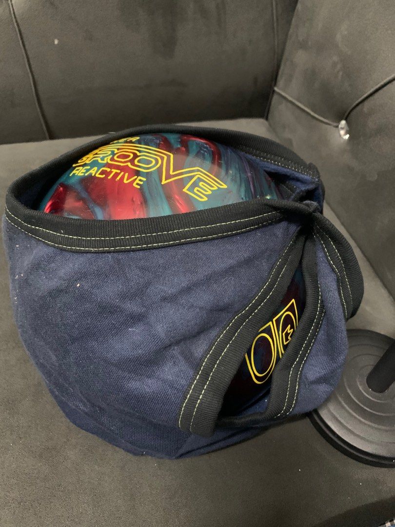 Brunswick Power Groove Reactive bowling ball, Sports Equipment, Sports ...