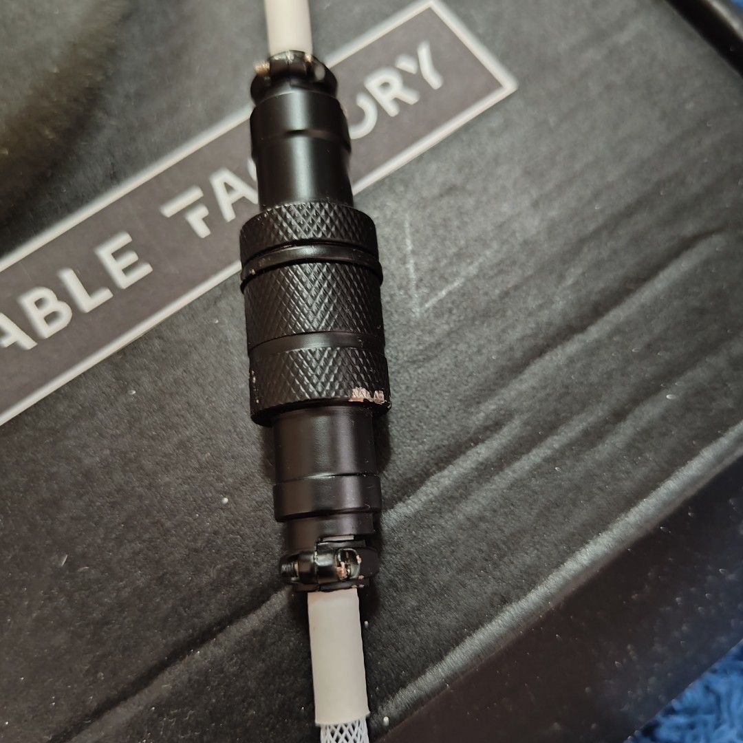 Cable Factory Braided Cable (Oreo), Computers & Tech, Parts ...