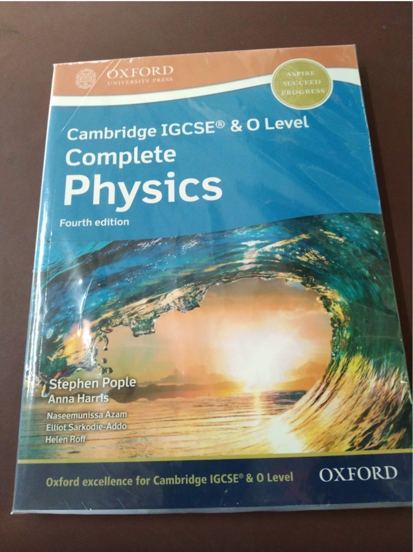 Cambridge IGCSE & O Level Complete Physics Student Book Fourth Edition, Hobbies & Toys, Books ...