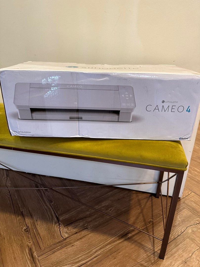 Cameo Silhouette 4, like new. Tried once ₱10k, Computers & Tech ...