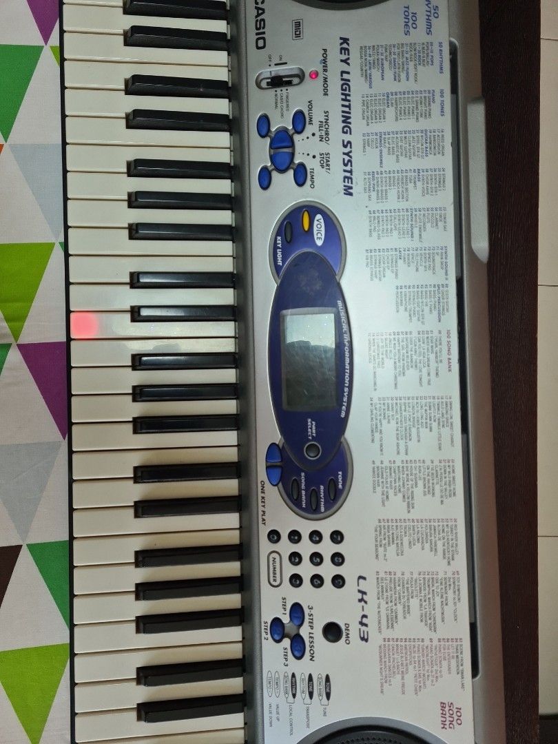 Casio's LK-43 lighted keyboard, Hobbies & Toys, Music & Media, Musical ...