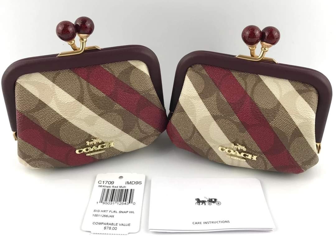 Coach Coin Purse, Women's Fashion, Bags & Wallets, Purses & Pouches on ...
