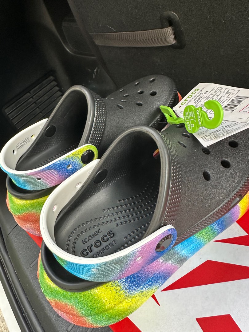 Crocs dye clog, Women's Fashion, Footwear, Wedges on Carousell