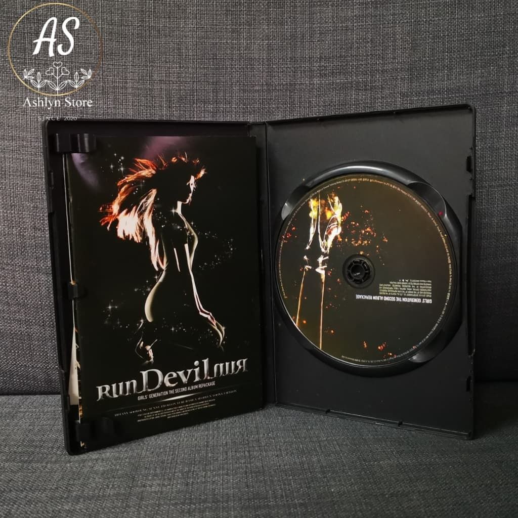 SNSD Girl's Generation Run Devil Run Album, Hobbies & Toys, Music ...