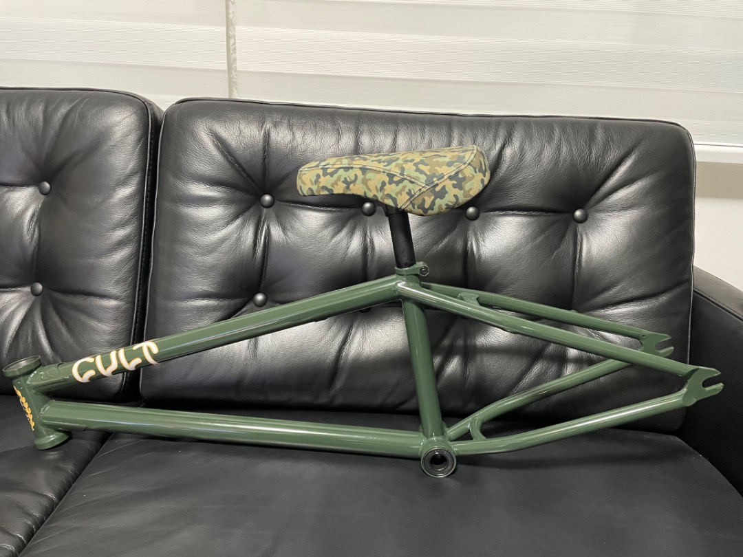 PAYDAY SPECIAL 10% OFF price! Cult Dak V3 Dark green BMX frame. Great ...