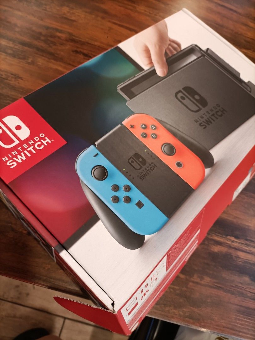 empty Nintendo switch box, Hobbies & Toys, Toys & Games on Carousell