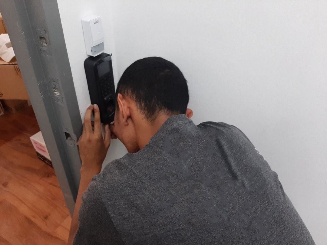 Face ID Door Access System With Installation, Furniture & Home Living ...