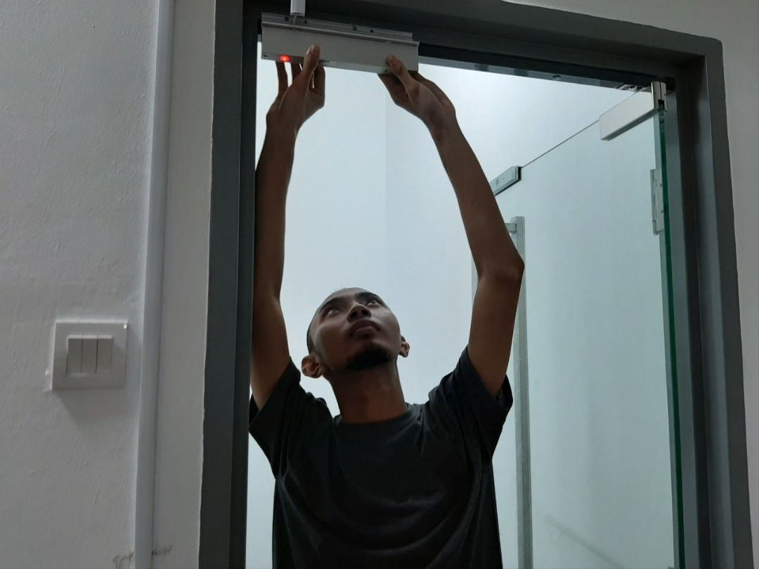 Face ID Door Access System With Installation, Furniture & Home Living ...