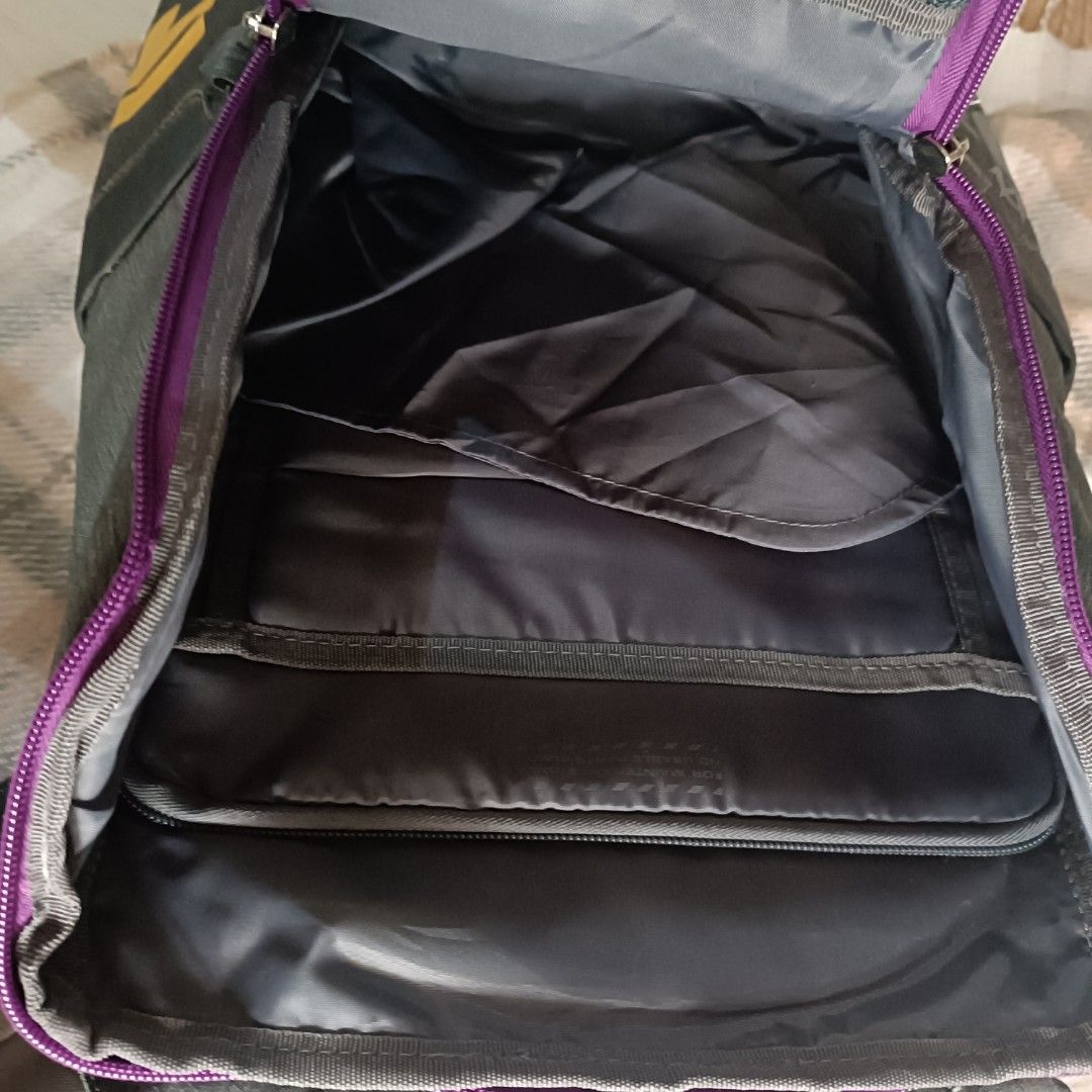 fx creation x gundam special edition backpack and belt bag, Hobbies ...