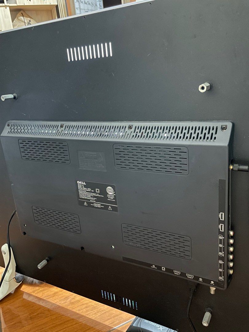 Gell 38 inches Flatscreen Smart TV, TV & Home Appliances, TV ...