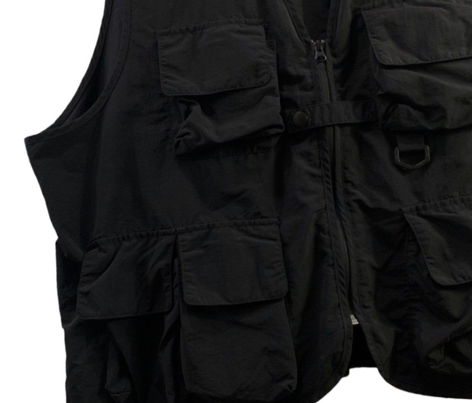 GU - UTILITY VEST, Men's Fashion, Tops & Sets, Vests on Carousell