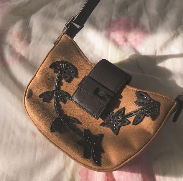 Guess Vintage Brown Floral Beaded Shoulder Bag, Women's Fashion, Bags ...