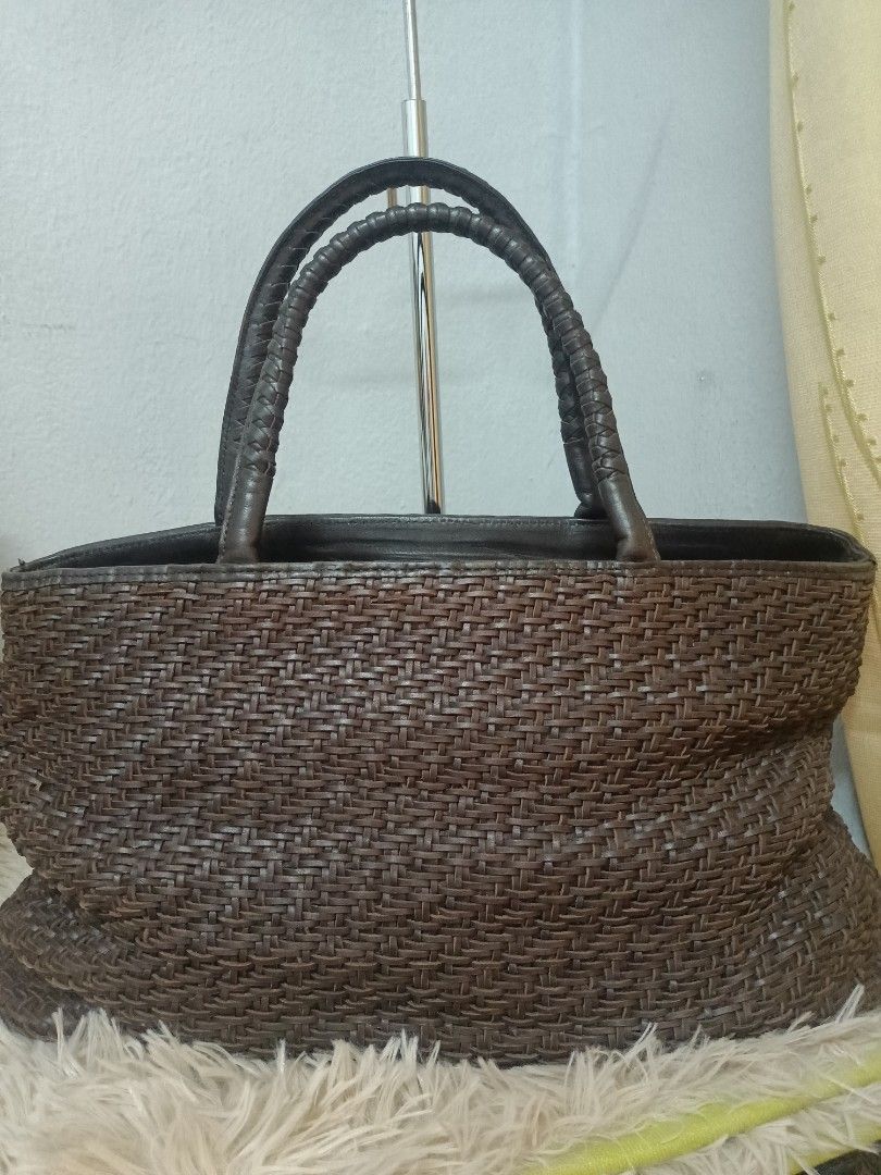 Handcarry bag (bundle selected), Women's Fashion, Bags & Wallets ...