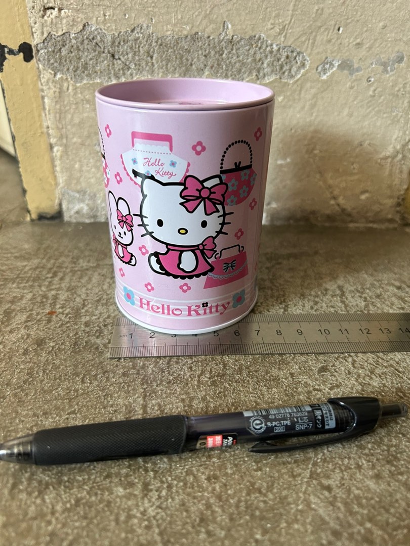 Hello kitty coin bank, Hobbies & Toys, Toys & Games on Carousell