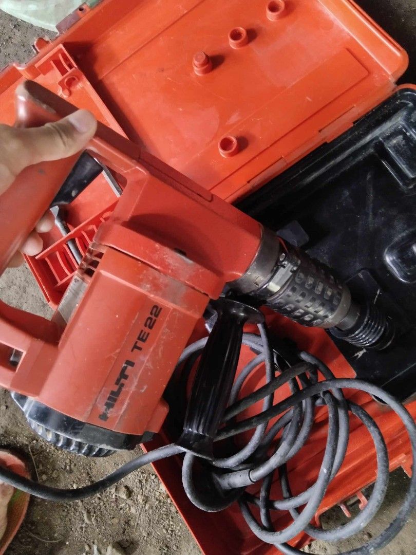 Hilti chipping gun, Furniture & Home Living, Home Improvement ...