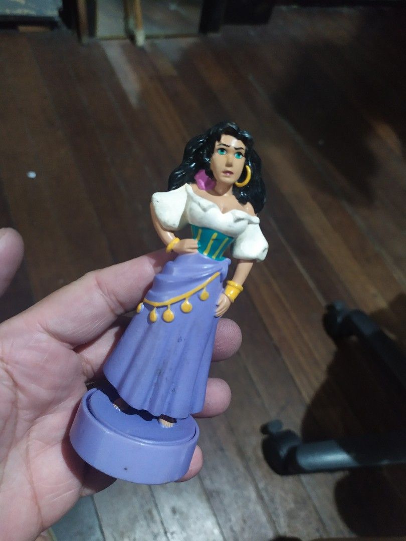 Hunchback of Notre Dame Esmeralda figure, Hobbies & Toys, Toys & Games ...
