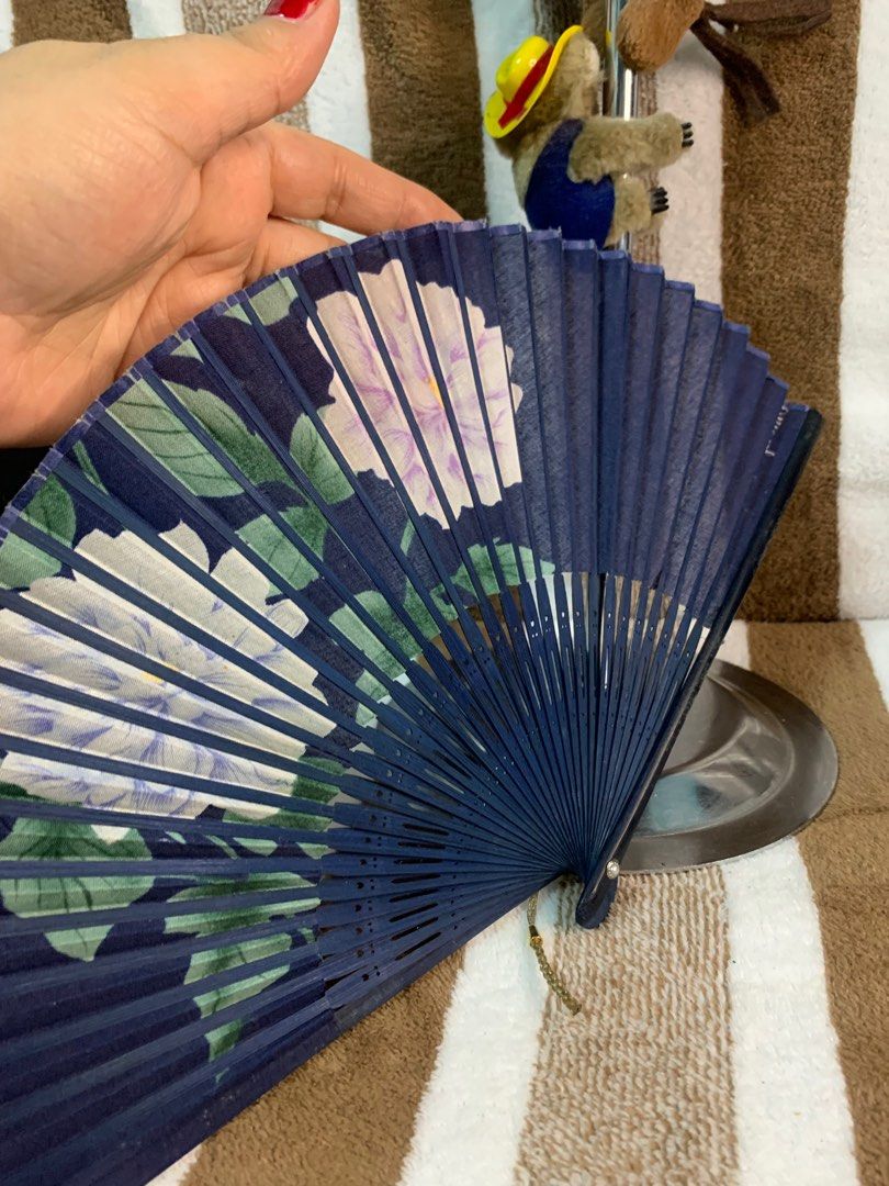 Japan abaniko, Women's Fashion, Watches & Accessories, Other ...