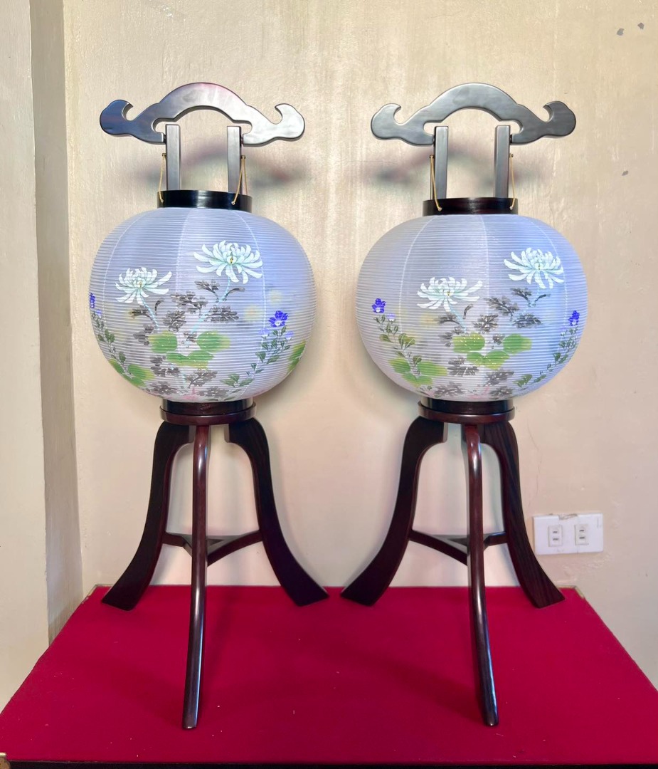 Japan Surplus Pair of 220v Japanese Lamp/Lantern, Hobbies & Toys ...
