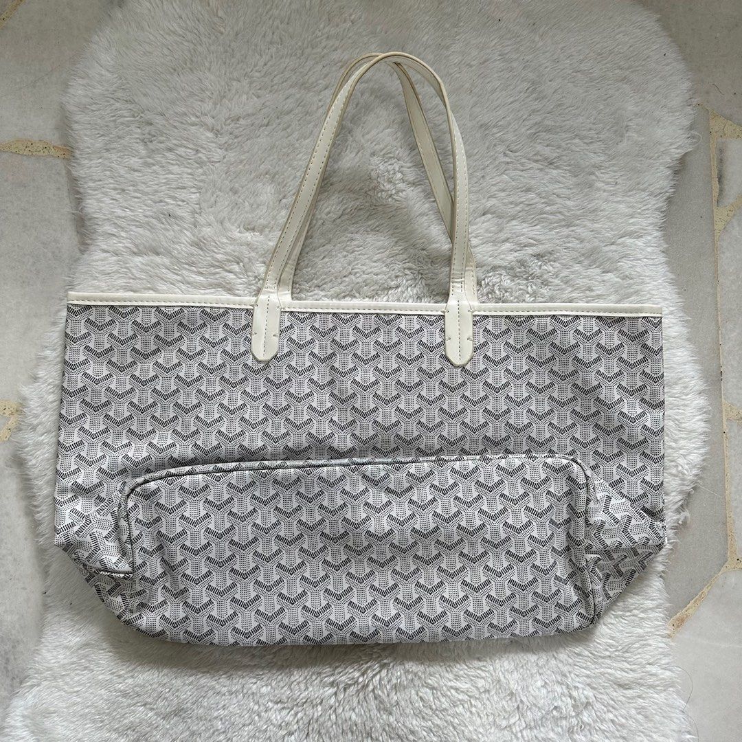 Korean EMO Shoulder Bag in White, Women's Fashion, Bags & Wallets, Tote ...