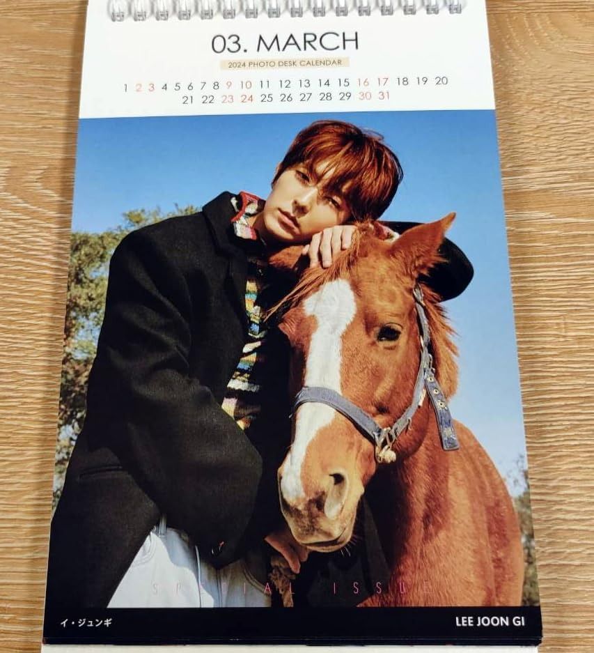李準基Lee Joon Gi 2024 寫真桌曆 +貼紙 tvN 阿斯達年代記2 2024 Photo Desk Calendar+ Sticker Arthdal Chronicles 2 ...