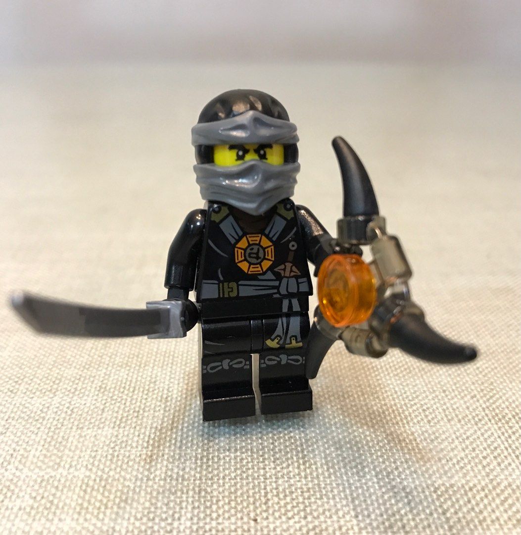 LEGO Deepstone Cole Black Ninjago Minifigure njo140 with Katana ...