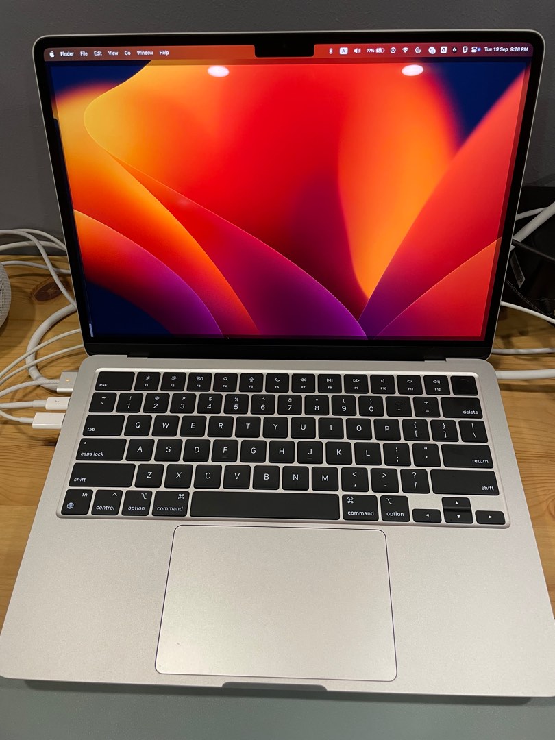 Like-New 13-inch MacBook Air M2 with AppleCare+ (Silver, 256GB SSD ...