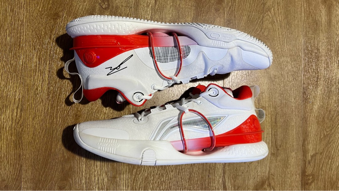 Lining Speed 8 Premium, Men's Fashion, Footwear, Sneakers on Carousell