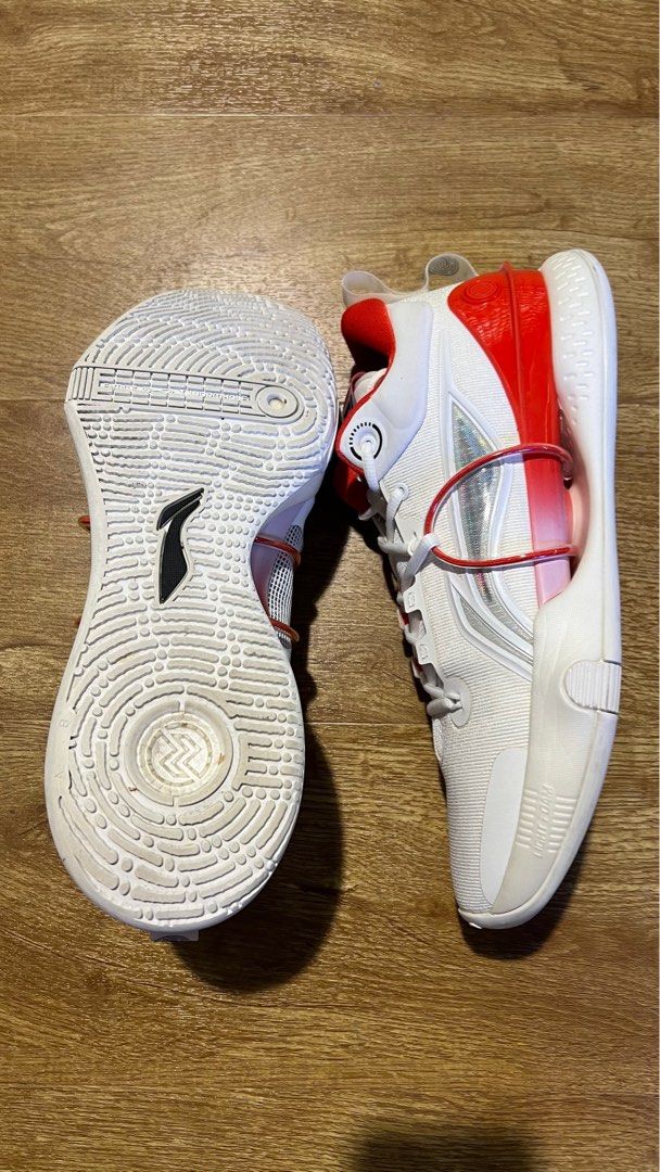 Lining Speed 8 Premium, Men's Fashion, Footwear, Sneakers on Carousell