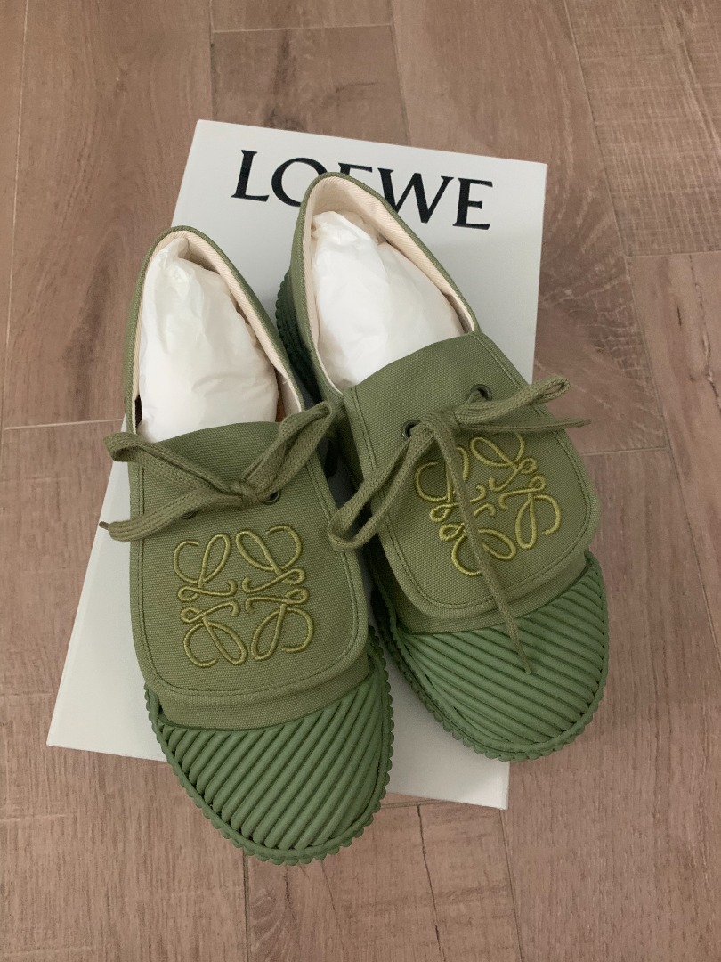 Loewe Army shoes, Women's Fashion, Footwear, Sneakers on Carousell