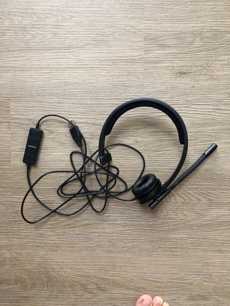 Logitech one sided headset with microphone, Computers & Tech, Parts ...