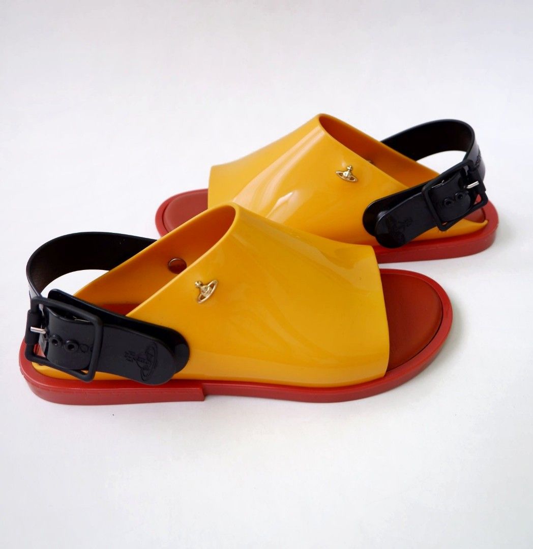 MELISA X VIVIENNE WESTWOOD ANGLOMANIA, Fesyen Wanita, Sepatu di Carousell