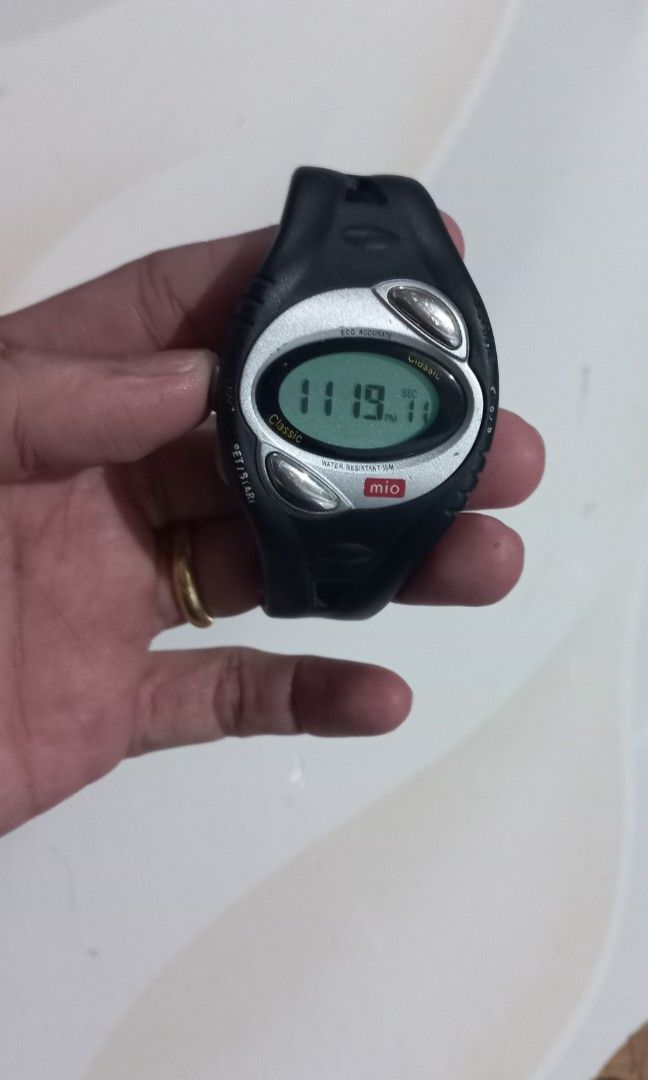 Mio Classic Select ECG Strapless Heart Rate Tracks Calories Sport Watch ...