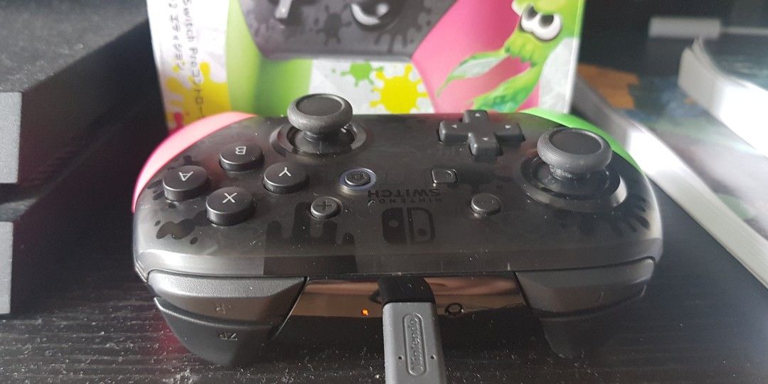 Nintendo Switch Pro Controller Splatoon Edition, Video Gaming, Gaming ...