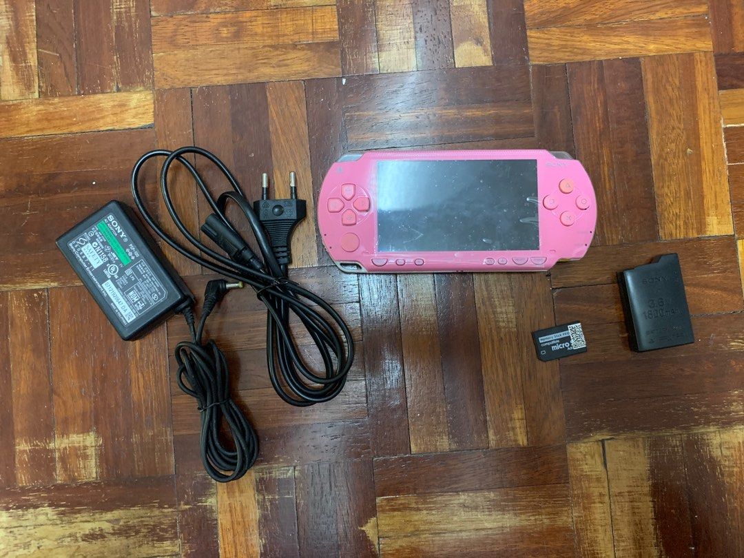 Psp model 1k with many game and full set, Video Gaming, Video Game ...